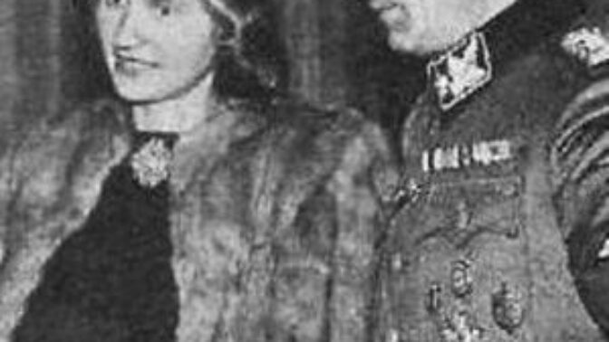 Galerie Milenky Hákového Kříže Odvážná Agentka Karola Blašková A Obávaný Karl Hermann Frank