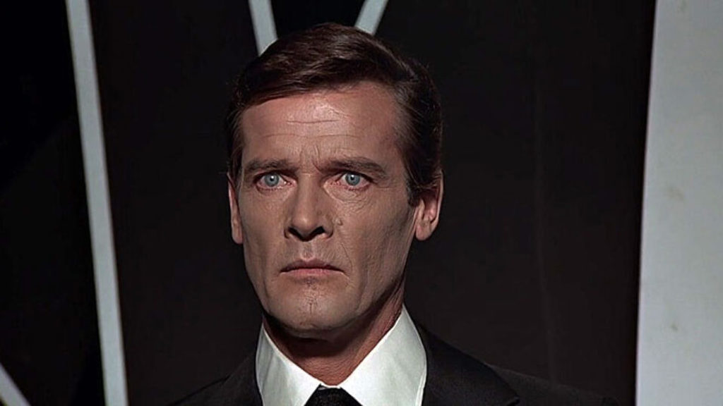 8 důvodů, proč byl Roger Moore nejlepším Jamesem Bondem ze všech
