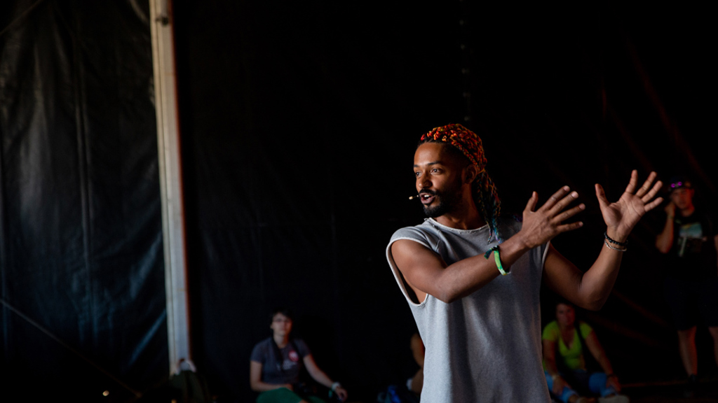 Zatančete si s Yemim ve svém obýváku – Lifee.cz