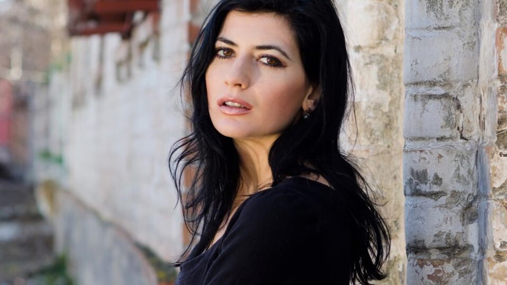 Emma (43): Sousedy jsem měla ráda, ale teď jsou našimi úhlavními nepřáteli