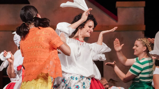 Galerie: Muzikál Slunce, seno, jahody: Jak se liší postavy od těch ...