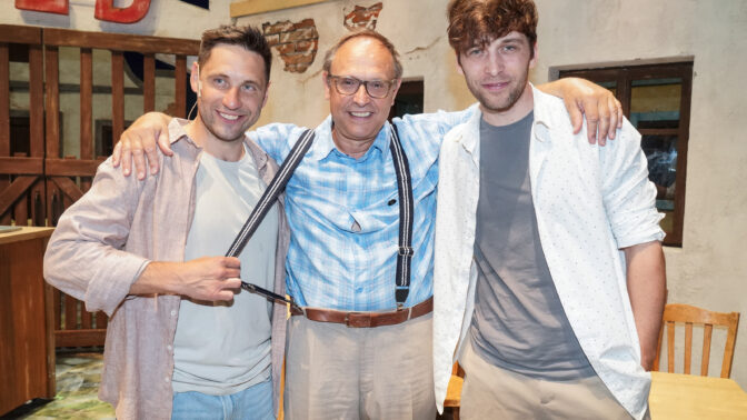 Galerie: Muzikál Slunce, seno, jahody: Jak se liší postavy od těch ...