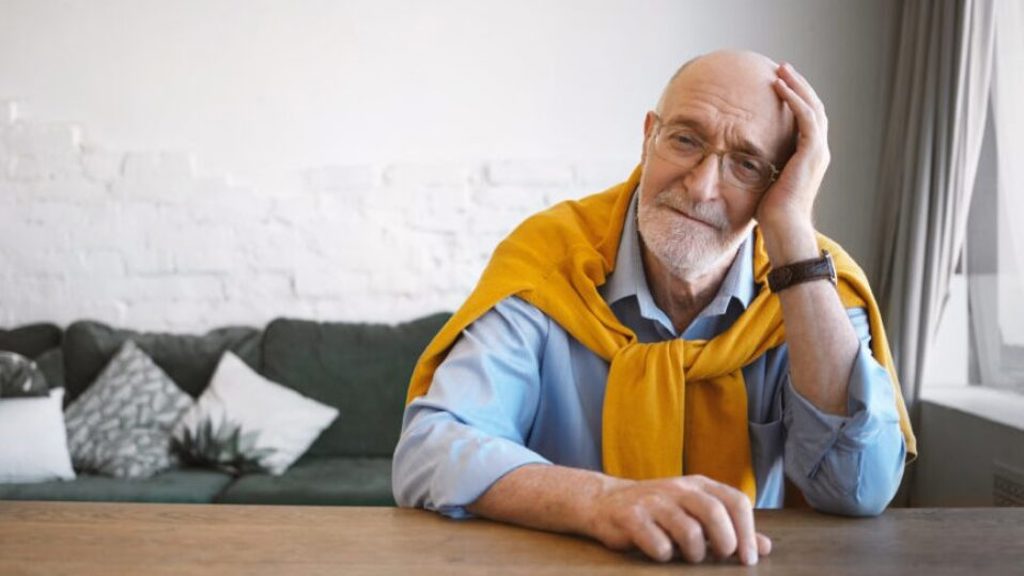 Jan (60): Dcera si našla partnera v mém věku. Je aktivní a vypadá mladě ...