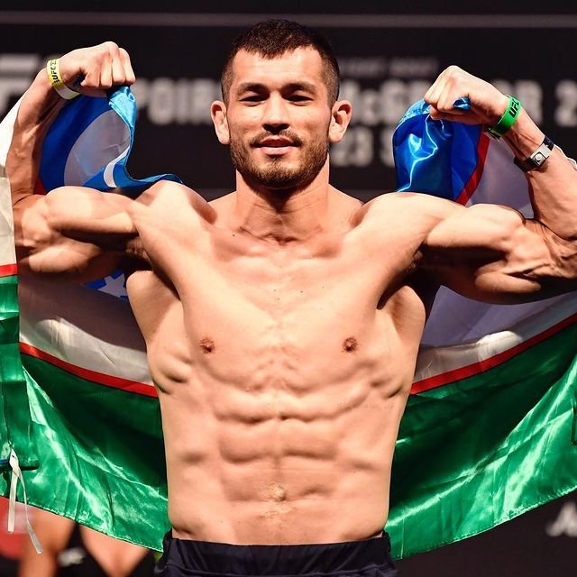 FOTO: Makhmud Muradov opět v UFC zazářil. – eXtra.cz