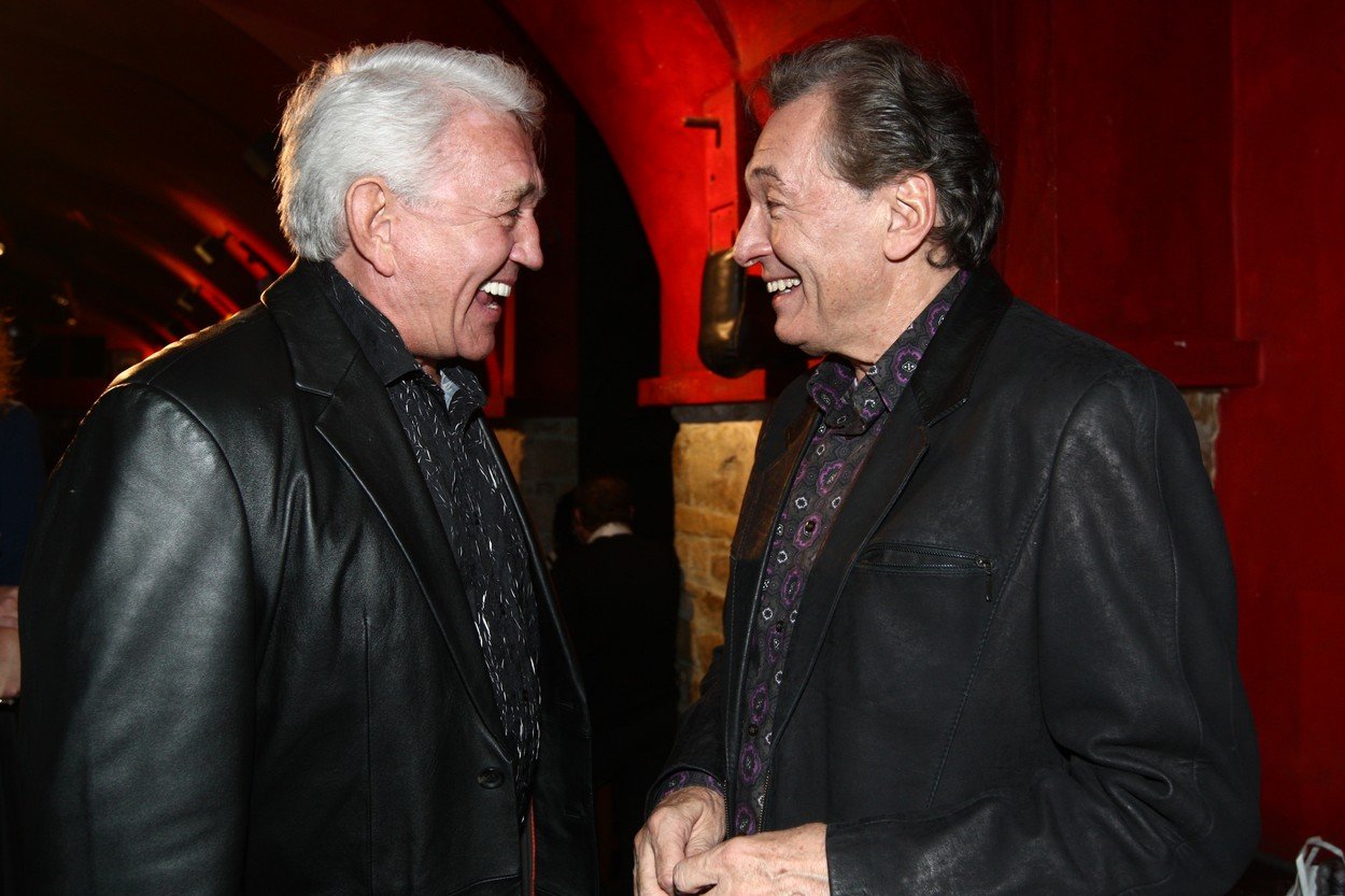 FOTO: Jiří Krampol a Karel Gott v roce 2009 – eXtra.cz
