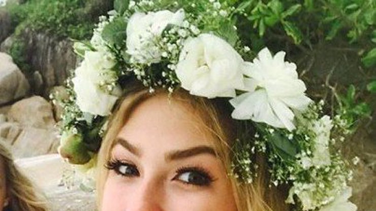 Simona Stanton – nejnovější zprávy a fotografie – eXtra.cz