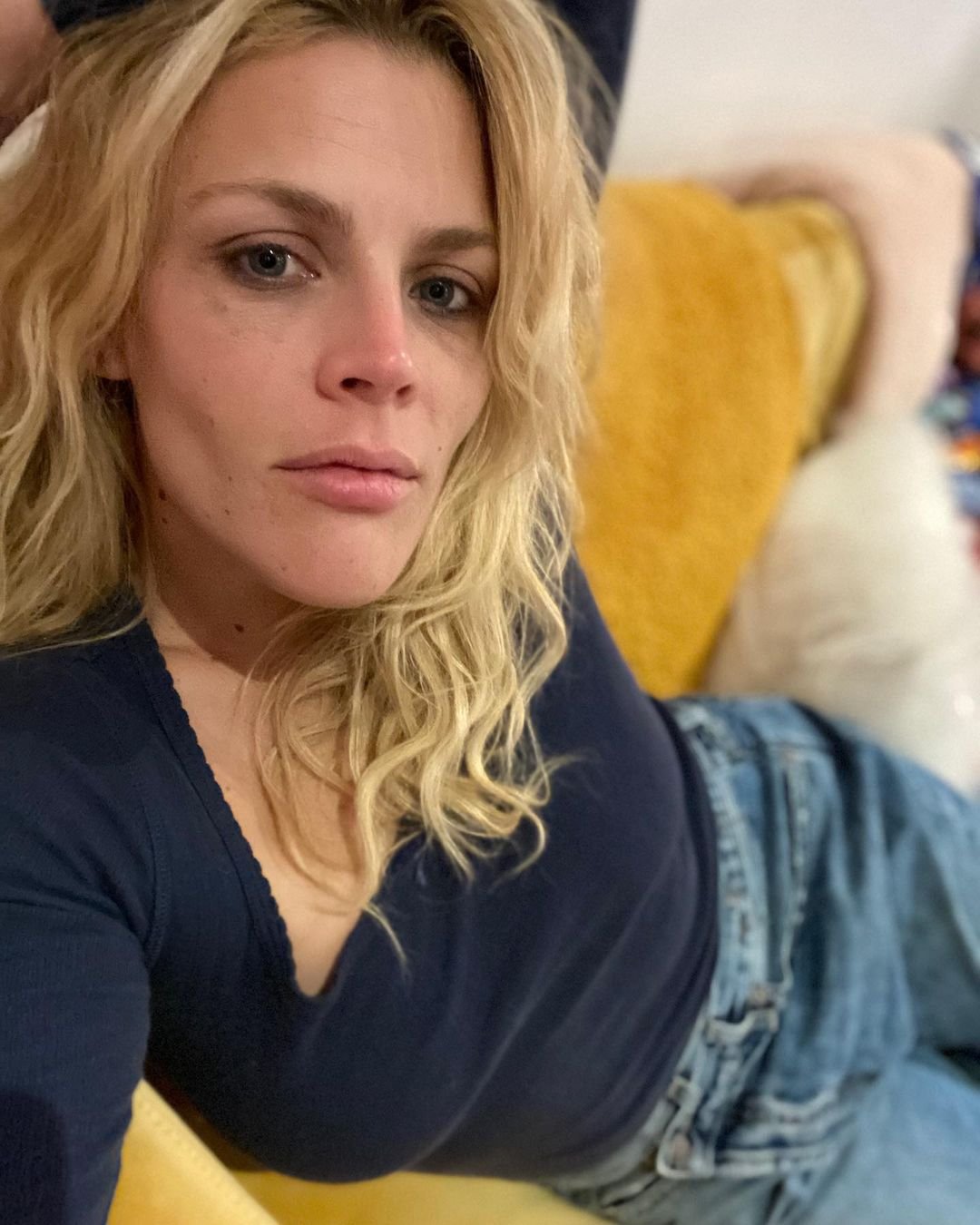 FOTO: Busy Philipps se přidala do seriálu Dawsonův svět v páté sérii ...