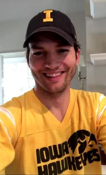 Foto k tématům Ashton Kutcher, Seth Lane
