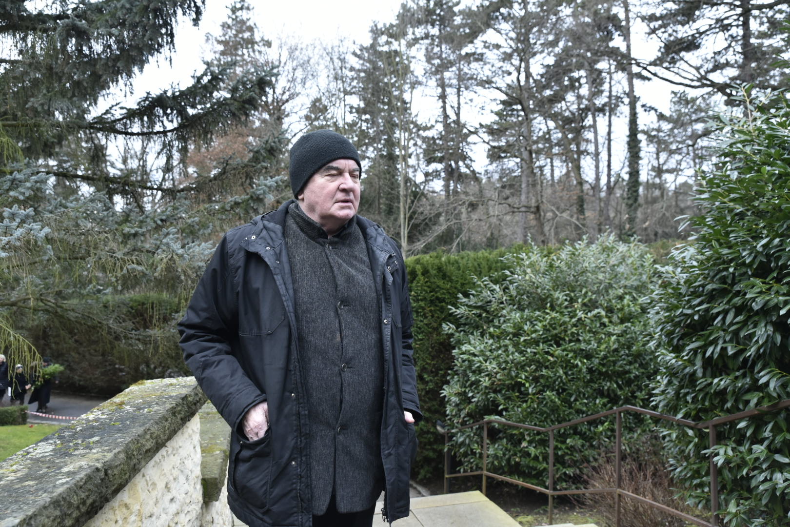 FOTO: Na pohřeb dorazil i Vlastimil Harapes.