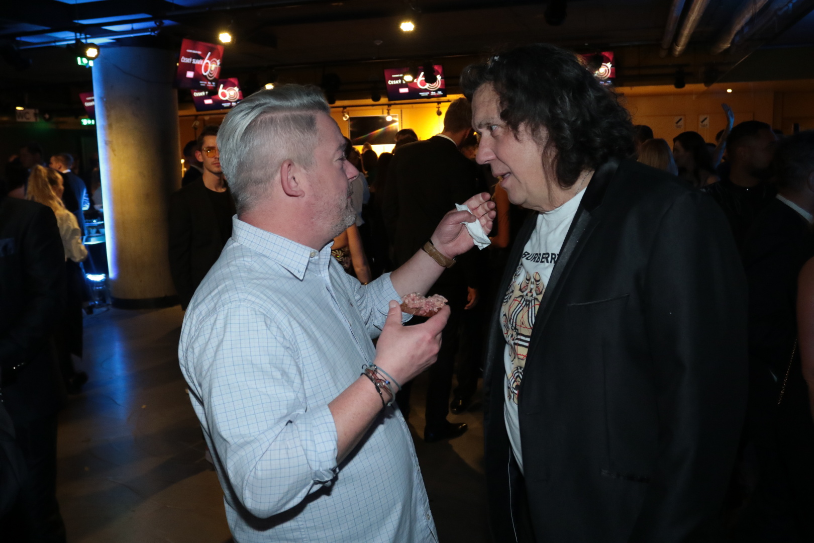 FOTO: Aleš Háma a Richard Genzer na večírku po Slavících. Vysvětloval ...