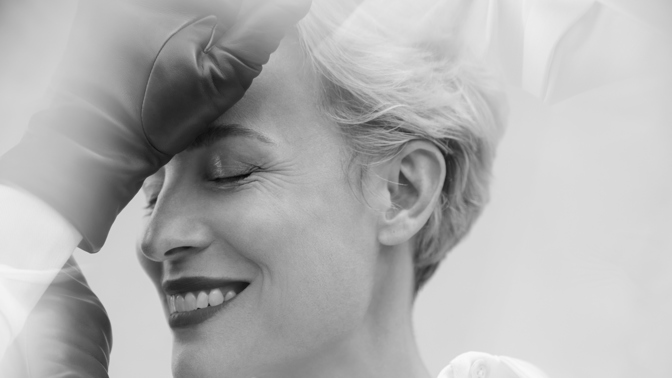 Galerie: SuperWoman Martina Šmuková: Kariéru modelky vyměnila za plnění přání mladým ...