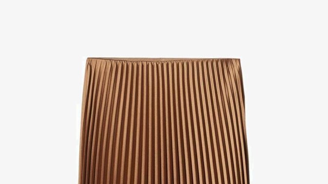 Galerie: 30 podzimních sukní pod 1000 Kč pro každou postavu: Plisované ...