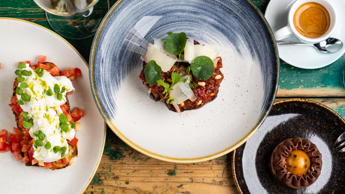 Galerie: Restaurant Week oslavuje českou gastronomii: Šéfkuchaři ...