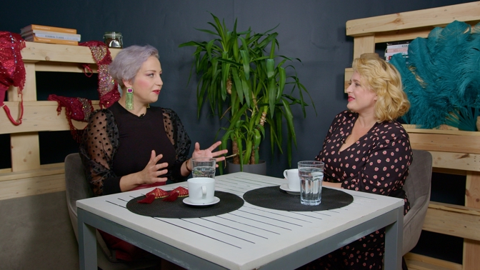 Galerie: Slavná burleska Zorya Blue z Talentu: Sama mám 70 kilo, k ...