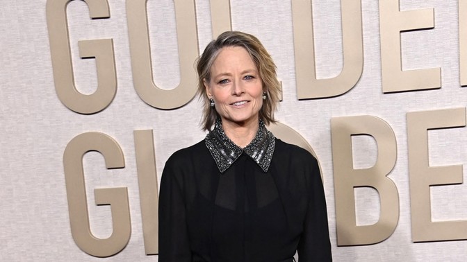 Galerie: Zlaté glóby 2024: Meryl Streep ve flitrech a Julianne Moore v ...