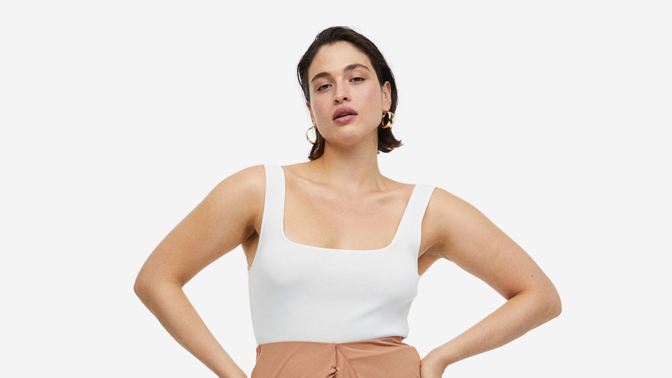 Galerie: Jak obléknout postavu typu jablka? Stylistka prozrazuje, které ...