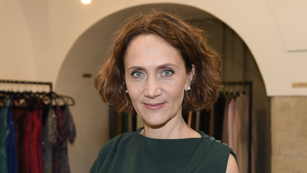 Ester Janečková je babičkou: Třináctiletá dcera Sára se o mého vnoučka ...