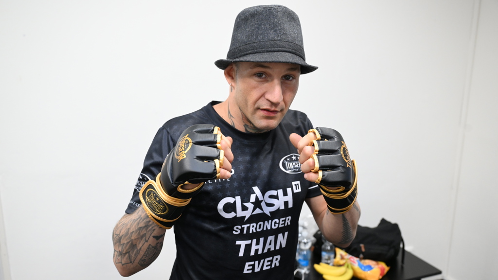 Sámer Issa před zápasem v Clashi shodil vlasy. Na Martina Kociána ...